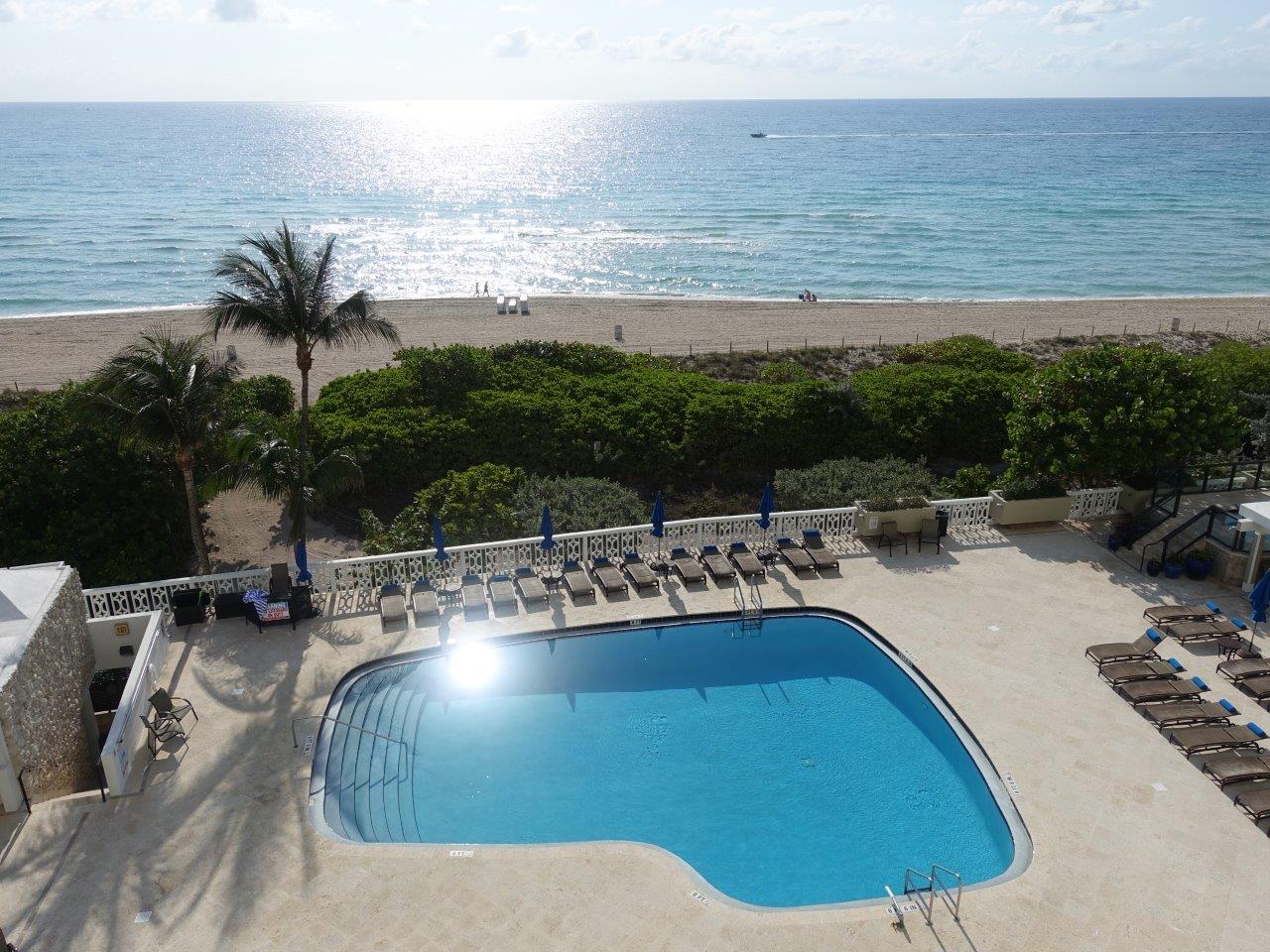 Swimming Pool & Sun Deck